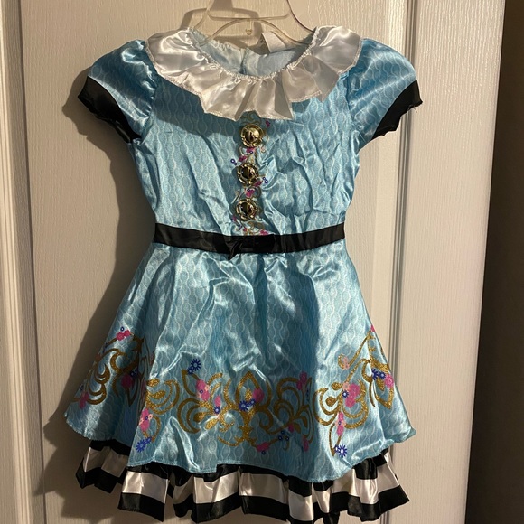 Disney | Costumes | Disney Descendants Ally Costume | Poshmark